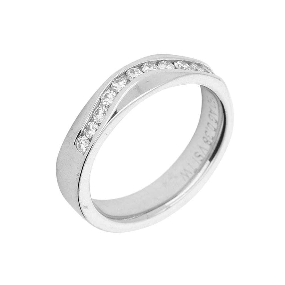 18ct white gold undulating 0.38ct diamond band – Rock Lobster Jewellery